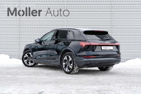 Melns Audi E-Tron 2022 Rīga, ar dzinēja tilpumu 0.00 L un nobraukumu 39 tūkst. km par 42750 €, foto 3 vietnē AUTOMOTO.COM.LV