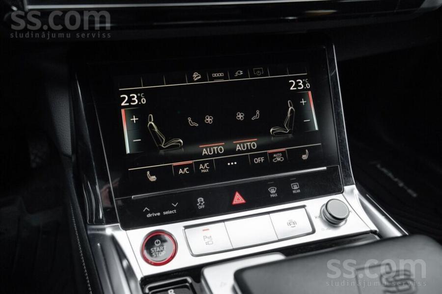Black Audi E-Tron 2022 in Riga, with an engine capacity of 0.00 L and mileage of 75 thousand km for 50900 €, photo 31 on AUTOMOTO.COM.LV