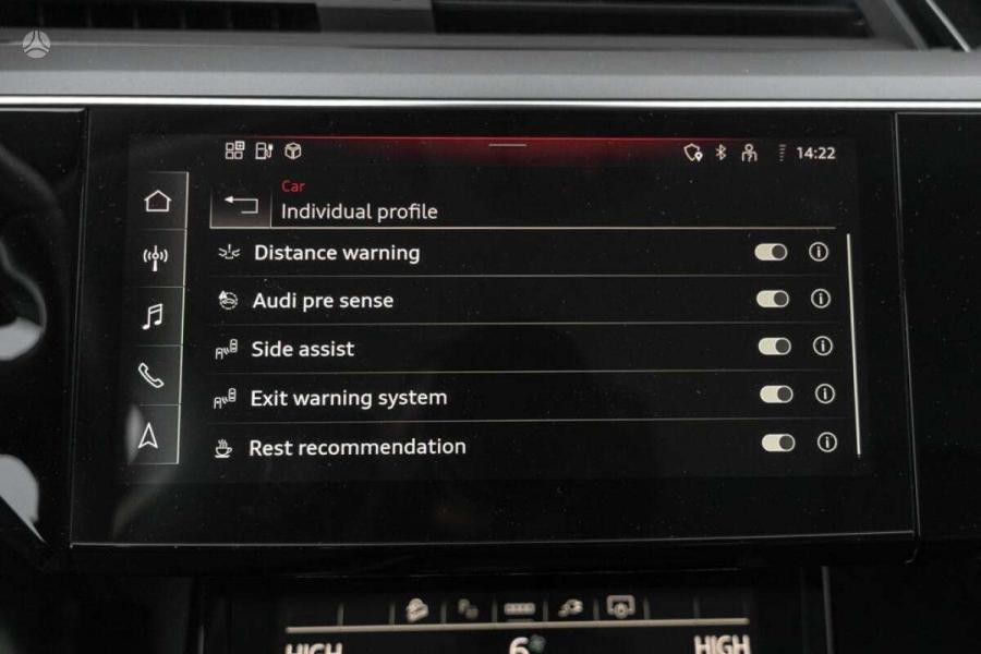 Melns Audi E-Tron 2022 Viļņa, ar dzinēja tilpumu 0.00 L un nobraukumu 46 tūkst. km par 34900 €, foto 21 vietnē AUTOMOTO.COM.LV