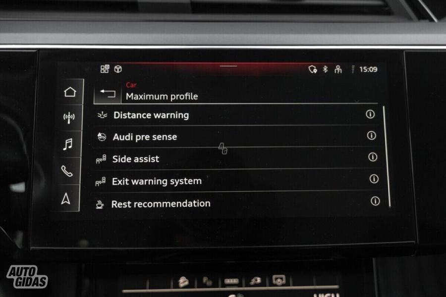 Black Audi E-Tron 2022 in Vilnius, with an engine capacity of 0.00 L and mileage of 43 thousand km for 34900 €, photo 13 on AUTOMOTO.COM.LV