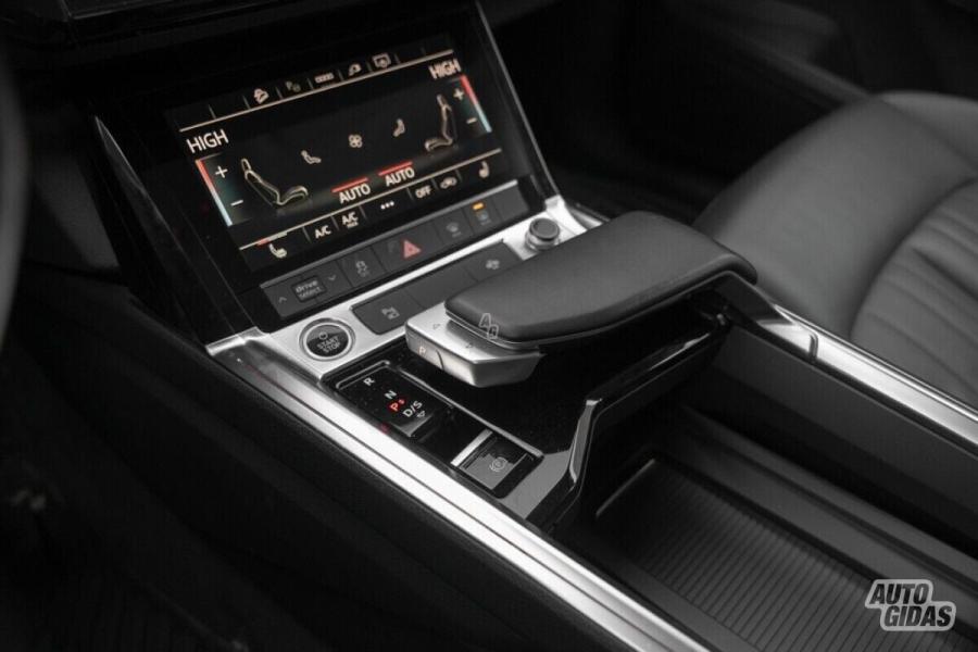 Black Audi E-Tron 2022 in Vilnius, with an engine capacity of 0.00 L and mileage of 43 thousand km for 34900 €, photo 19 on AUTOMOTO.COM.LV