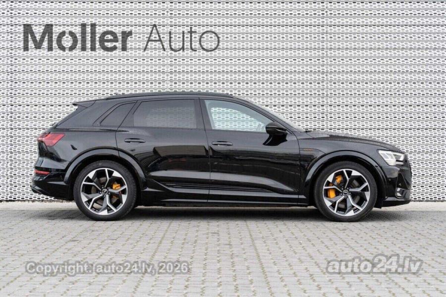 Melns Audi E-Tron 2022 Rīga, ar dzinēja tilpumu 0.00 L un nobraukumu 82 tūkst. km par 43554 €, foto 5 vietnē AUTOMOTO.COM.LV
