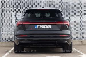 Black Audi E-Tron 2022 in Tallinn, with an engine capacity of 0.00 L and mileage of 55 thousand km for 55900 €, photo 6 on AUTOMOTO.COM.LV
