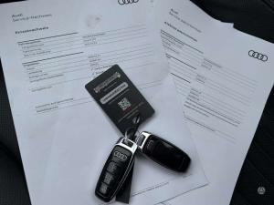 Black Audi E-Tron 2022 in Vilnius, with an engine capacity of 0.00 L and mileage of 168 thousand km for 29900 €, photo 19 on AUTOMOTO.COM.LV