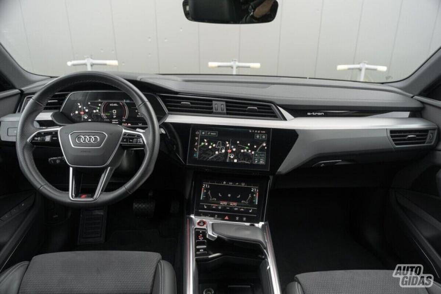 Black Audi E-Tron 2022 in Vilnius, with an engine capacity of 0.00 L and mileage of 64 thousand km for 41950 €, photo 14 on AUTOMOTO.COM.LV