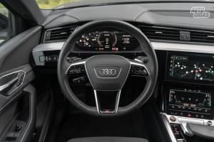 Black Audi E-Tron 2022 in Vilnius, with an engine capacity of 0.00 L and mileage of 64 thousand km for 41950 €, photo 16 on AUTOMOTO.COM.LV