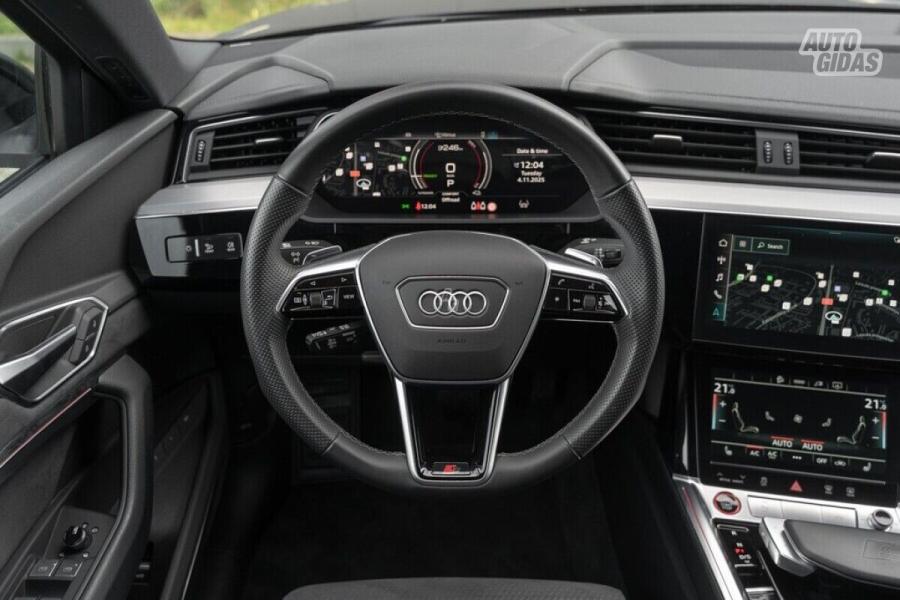 Black Audi E-Tron 2022 in Vilnius, with an engine capacity of 0.00 L and mileage of 64 thousand km for 41950 €, photo 16 on AUTOMOTO.COM.LV