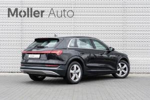 Melns Audi E-Tron 2022 Mārupe, ar dzinēja tilpumu 0.00 L un nobraukumu 56 tūkst. km par 34900 €, foto 4 vietnē AUTOMOTO.COM.LV