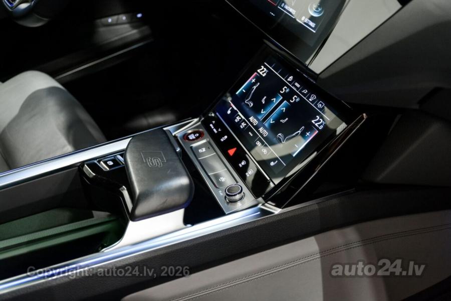 Melns Audi E-Tron 2022 Tallina, ar dzinēja tilpumu 0.00 L un nobraukumu 56 tūkst. km par 52000 €, foto 18 vietnē AUTOMOTO.COM.LV