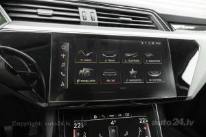 Black Audi E-Tron 2022 in Riga, with an engine capacity of 0.00 L and mileage of 35 thousand km for 35765 €, photo 18 on AUTOMOTO.COM.LV