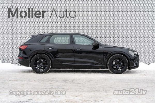 Melns Audi E-Tron 2022 Rīga, ar dzinēja tilpumu 0.00 L un nobraukumu 51 tūkst. km par 41965 €, foto 5 vietnē AUTOMOTO.COM.LV
