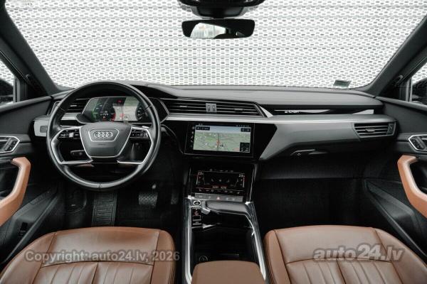 Melns Audi E-Tron 2022 Rīga, ar dzinēja tilpumu 0.00 L un nobraukumu 51 tūkst. km par 41965 €, foto 6 vietnē AUTOMOTO.COM.LV