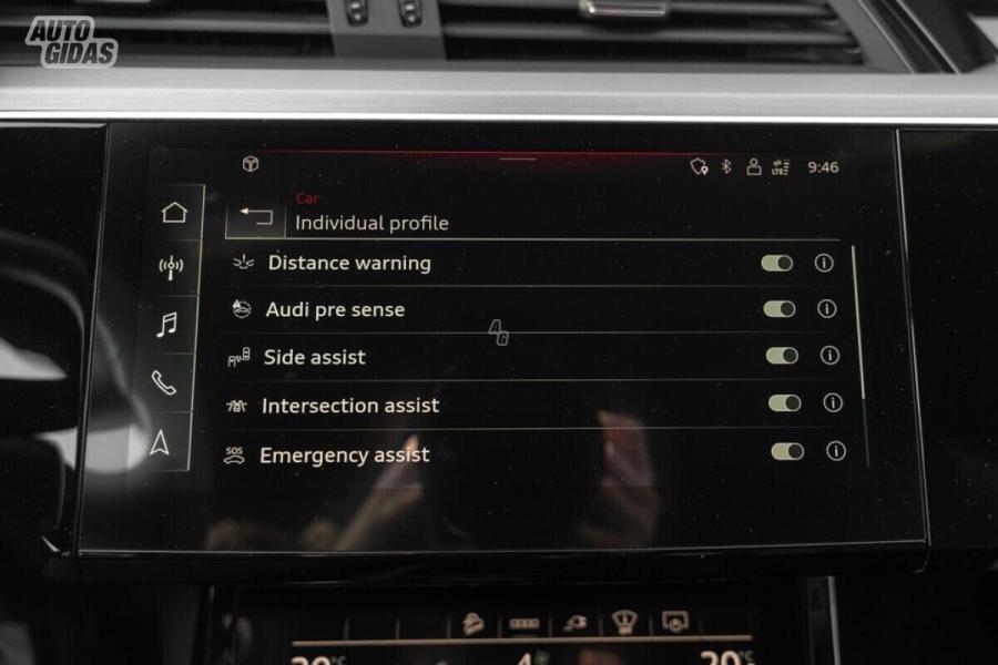 Черный Ауди E-Tron 2022 в Вильнюс, объемом двигателя 0.00 л и пробегом 57 тыс. км за 43500 €, фото 19 на AUTOMOTO.COM.LV