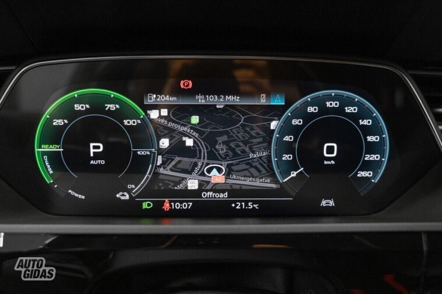 Черный Ауди E-Tron 2022 в Вильнюс, объемом двигателя 0.00 л и пробегом 62 тыс. км за 30900 €, фото 14 на AUTOMOTO.COM.LV