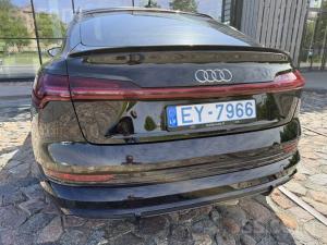 Melns Audi E-Tron 2022 Rīga, ar dzinēja tilpumu 0.00 L un nobraukumu 54 tūkst. km par 33950 €, foto 7 vietnē AUTOMOTO.COM.LV