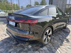 Melns Audi E-Tron 2022 Rīga, ar dzinēja tilpumu 0.00 L un nobraukumu 54 tūkst. km par 33950 €, foto 8 vietnē AUTOMOTO.COM.LV