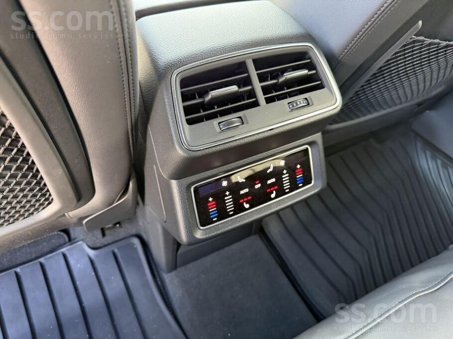 Melns Audi E-Tron 2022 Rīga, ar dzinēja tilpumu 0.00 L un nobraukumu 54 tūkst. km par 33950 €, foto 12 vietnē AUTOMOTO.COM.LV