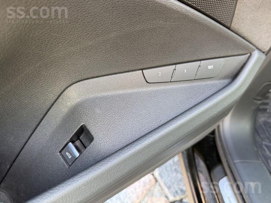 Melns Audi E-Tron 2022 Rīga, ar dzinēja tilpumu 0.00 L un nobraukumu 54 tūkst. km par 33950 €, foto 19 vietnē AUTOMOTO.COM.LV