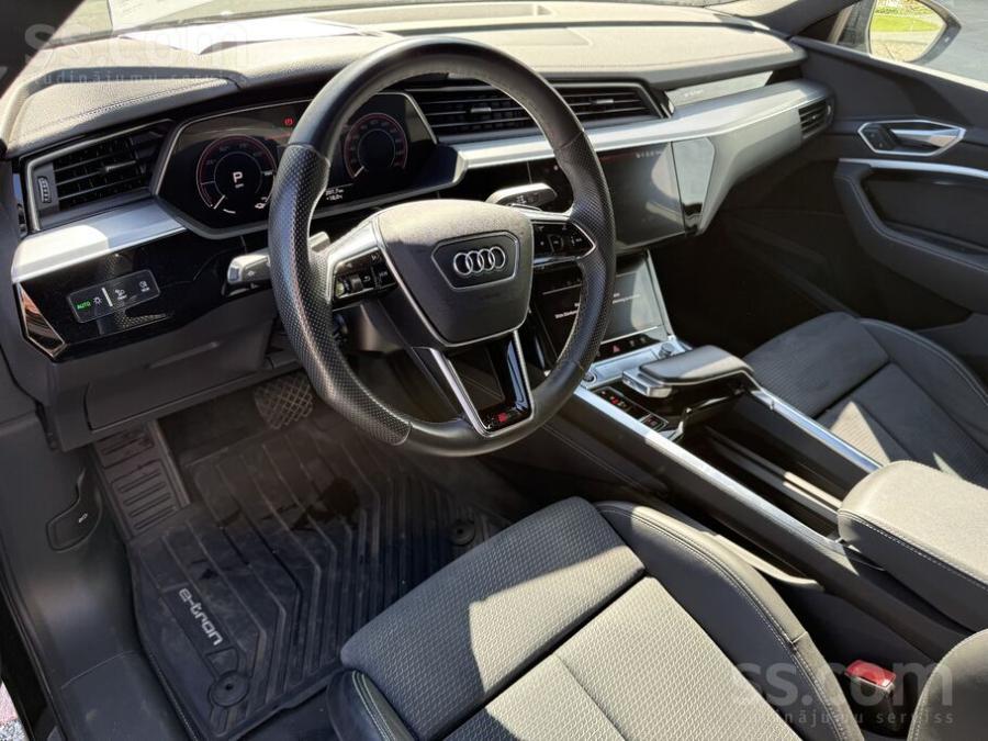 Melns Audi E-Tron 2022 Rīga, ar dzinēja tilpumu 0.00 L un nobraukumu 54 tūkst. km par 33950 €, foto 20 vietnē AUTOMOTO.COM.LV