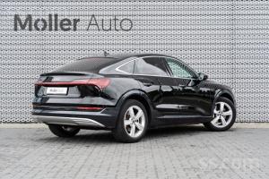 Black Audi E-Tron 2022 in Riga, with an engine capacity of 0.00 L and mileage of 28 thousand km for 37950 €, photo 5 on AUTOMOTO.COM.LV