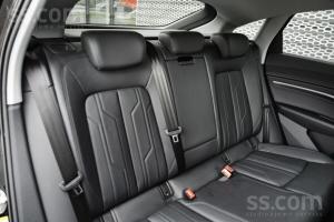 Black Audi E-Tron 2022 in Riga, with an engine capacity of 0.00 L and mileage of 28 thousand km for 37950 €, photo 28 on AUTOMOTO.COM.LV