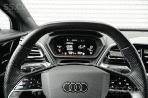 Black Audi E-Tron 2022 in Riga, with an engine capacity of 0.00 L and mileage of 67 thousand km for 37500 €, photo 15 on AUTOMOTO.COM.LV