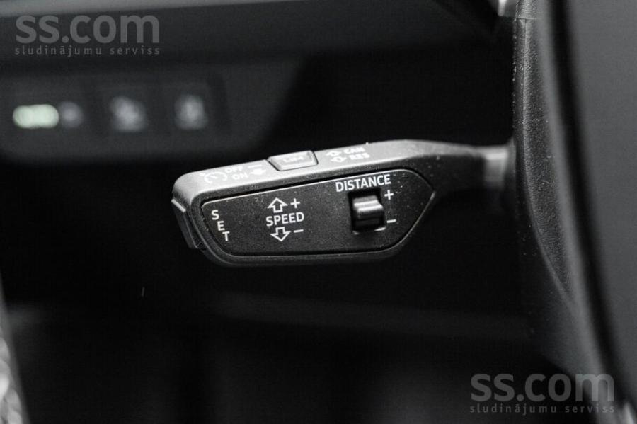 Black Audi E-Tron 2022 in Riga, with an engine capacity of 0.00 L and mileage of 67 thousand km for 37500 €, photo 17 on AUTOMOTO.COM.LV