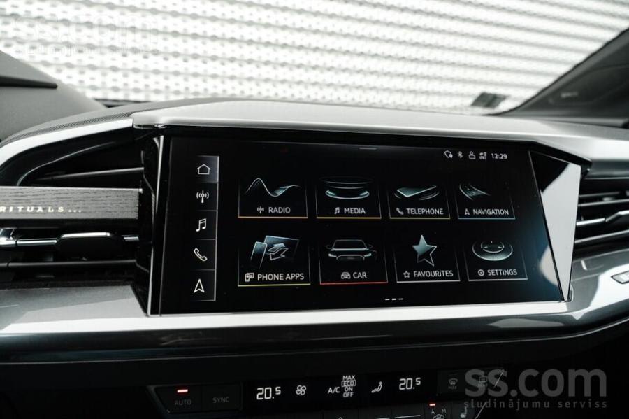 Black Audi E-Tron 2022 in Riga, with an engine capacity of 0.00 L and mileage of 67 thousand km for 37500 €, photo 20 on AUTOMOTO.COM.LV