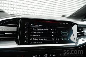 Black Audi E-Tron 2022 in Riga, with an engine capacity of 0.00 L and mileage of 67 thousand km for 37500 €, photo 24 on AUTOMOTO.COM.LV