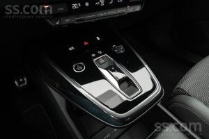 Black Audi E-Tron 2022 in Riga, with an engine capacity of 0.00 L and mileage of 67 thousand km for 37500 €, photo 30 on AUTOMOTO.COM.LV