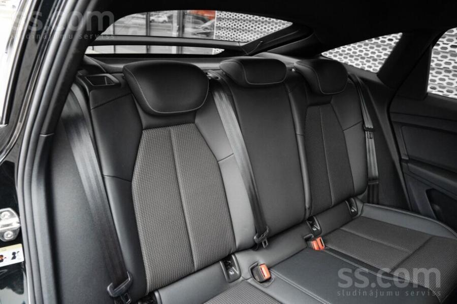 Black Audi E-Tron 2022 in Riga, with an engine capacity of 0.00 L and mileage of 67 thousand km for 37500 €, photo 31 on AUTOMOTO.COM.LV
