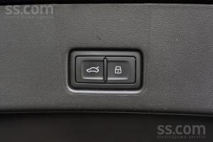 Black Audi E-Tron 2022 in Riga, with an engine capacity of 0.00 L and mileage of 67 thousand km for 37500 €, photo 35 on AUTOMOTO.COM.LV