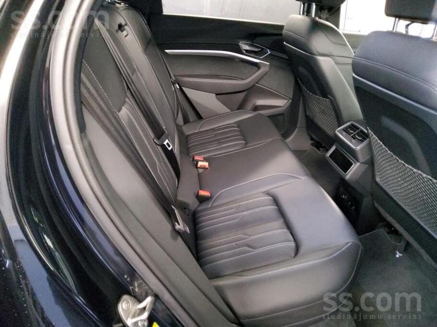 Melns Audi E-Tron 2022 Cēsis, ar dzinēja tilpumu 0.00 L un nobraukumu 36 tūkst. km par 43923 €, foto 7 vietnē AUTOMOTO.COM.LV
