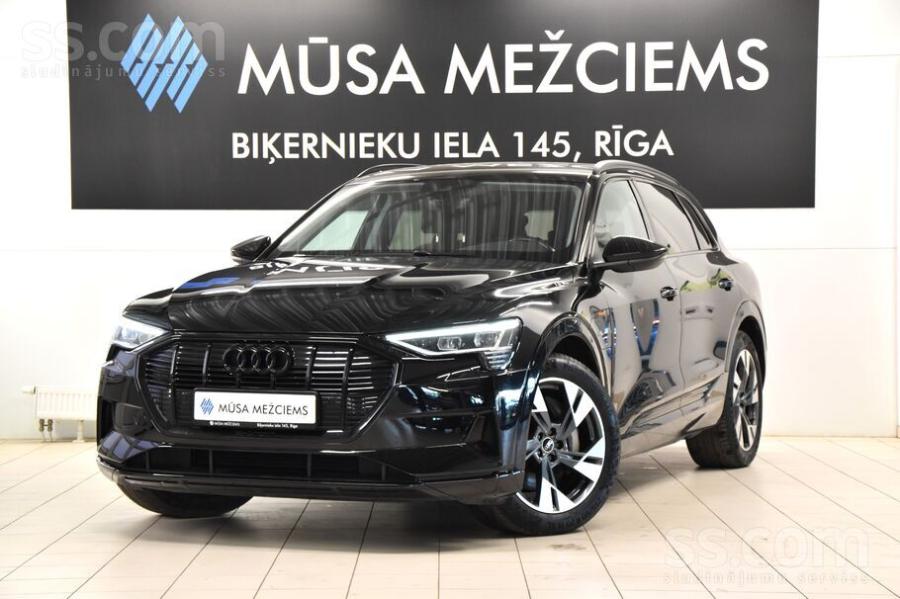 Melns Audi E-Tron 2022 Rīga, ar dzinēja tilpumu 0.00 L un nobraukumu 136 tūkst. km par 30990 €, foto 1 vietnē AUTOMOTO.COM.LV