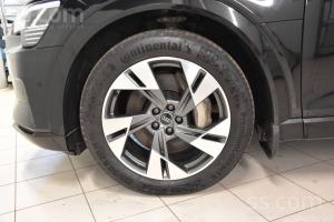 Melns Audi E-Tron 2022 Rīga, ar dzinēja tilpumu 0.00 L un nobraukumu 136 tūkst. km par 30990 €, foto 12 vietnē AUTOMOTO.COM.LV