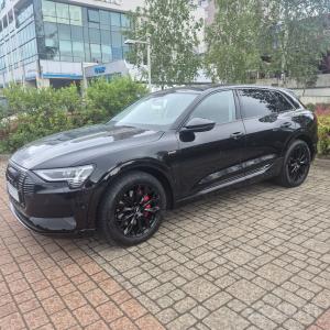 Black Audi E-Tron 2022 in Riga, with an engine capacity of 0.00 L and mileage of 68 thousand km for 38000 €, photo  on AUTOMOTO.COM.LV