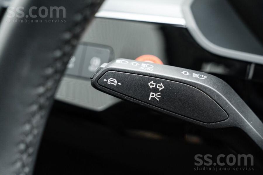 Black Audi E-Tron 2022 in Riga, with an engine capacity of 0.00 L and mileage of 35 thousand km for 32850 €, photo 14 on AUTOMOTO.COM.LV