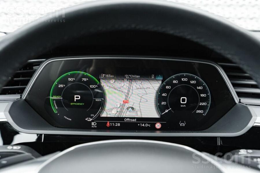 Black Audi E-Tron 2022 in Riga, with an engine capacity of 0.00 L and mileage of 35 thousand km for 32850 €, photo 15 on AUTOMOTO.COM.LV