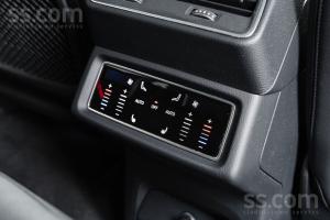 Black Audi E-Tron 2022 in Riga, with an engine capacity of 0.00 L and mileage of 35 thousand km for 32850 €, photo 28 on AUTOMOTO.COM.LV