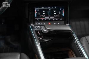 Black Audi E-Tron 2022 in Vilnius, with an engine capacity of 0.00 L and mileage of 58 thousand km for 29500 €, photo 19 on AUTOMOTO.COM.LV