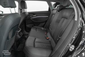 Black Audi E-Tron 2022 in Vilnius, with an engine capacity of 0.00 L and mileage of 58 thousand km for 29500 €, photo 20 on AUTOMOTO.COM.LV