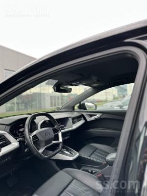 Melns Audi E-Tron 2022 Rīga, ar dzinēja tilpumu 0.00 L un nobraukumu 114 tūkst. km par 26500 €, foto 3 vietnē AUTOMOTO.COM.LV