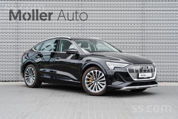 Black Audi E-Tron 2022 in Riga, with an engine capacity of 0.00 L and mileage of 33 thousand km for 42600 €, photo 2 on AUTOMOTO.COM.LV