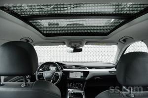 Black Audi E-Tron 2022 in Riga, with an engine capacity of 0.00 L and mileage of 33 thousand km for 42600 €, photo 8 on AUTOMOTO.COM.LV