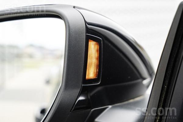 Black Audi E-Tron 2022 in Riga, with an engine capacity of 0.00 L and mileage of 33 thousand km for 42600 €, photo 8 on AUTOMOTO.COM.LV