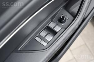 Black Audi E-Tron 2022 in Riga, with an engine capacity of 0.00 L and mileage of 33 thousand km for 42600 €, photo 10 on AUTOMOTO.COM.LV