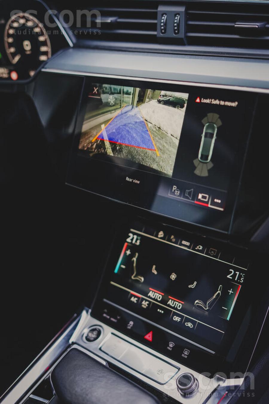 Черный Ауди E-Tron 2022 в Рига, объемом двигателя 0.00 л и пробегом 126 тыс. км за 29990 €, фото 16 на AUTOMOTO.COM.LV