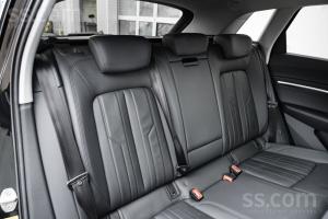 Black Audi E-Tron 2022 in Riga, with an engine capacity of 0.00 L and mileage of 44 thousand km for 34950 €, photo 9 on AUTOMOTO.COM.LV