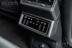 Black Audi E-Tron 2022 in Riga, with an engine capacity of 0.00 L and mileage of 44 thousand km for 34950 €, photo 10 on AUTOMOTO.COM.LV
