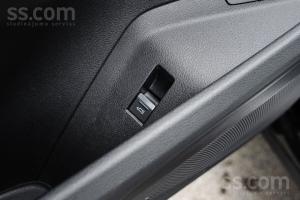 Black Audi E-Tron 2022 in Riga, with an engine capacity of 0.00 L and mileage of 44 thousand km for 34950 €, photo 13 on AUTOMOTO.COM.LV